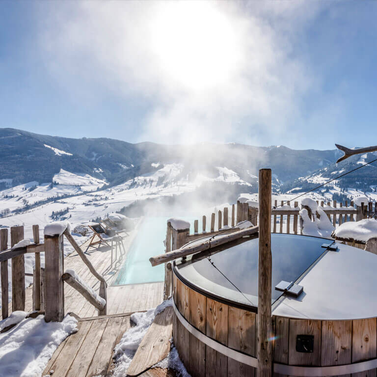 Willy Bogner Chalet mit Infinity-Pool | Luxus-Urlaub in den Bergen